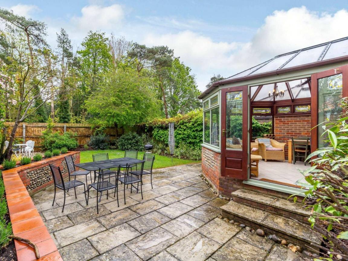 Cottage ∙ 4 Bedrooms ∙ 8 Guests - Norfolk