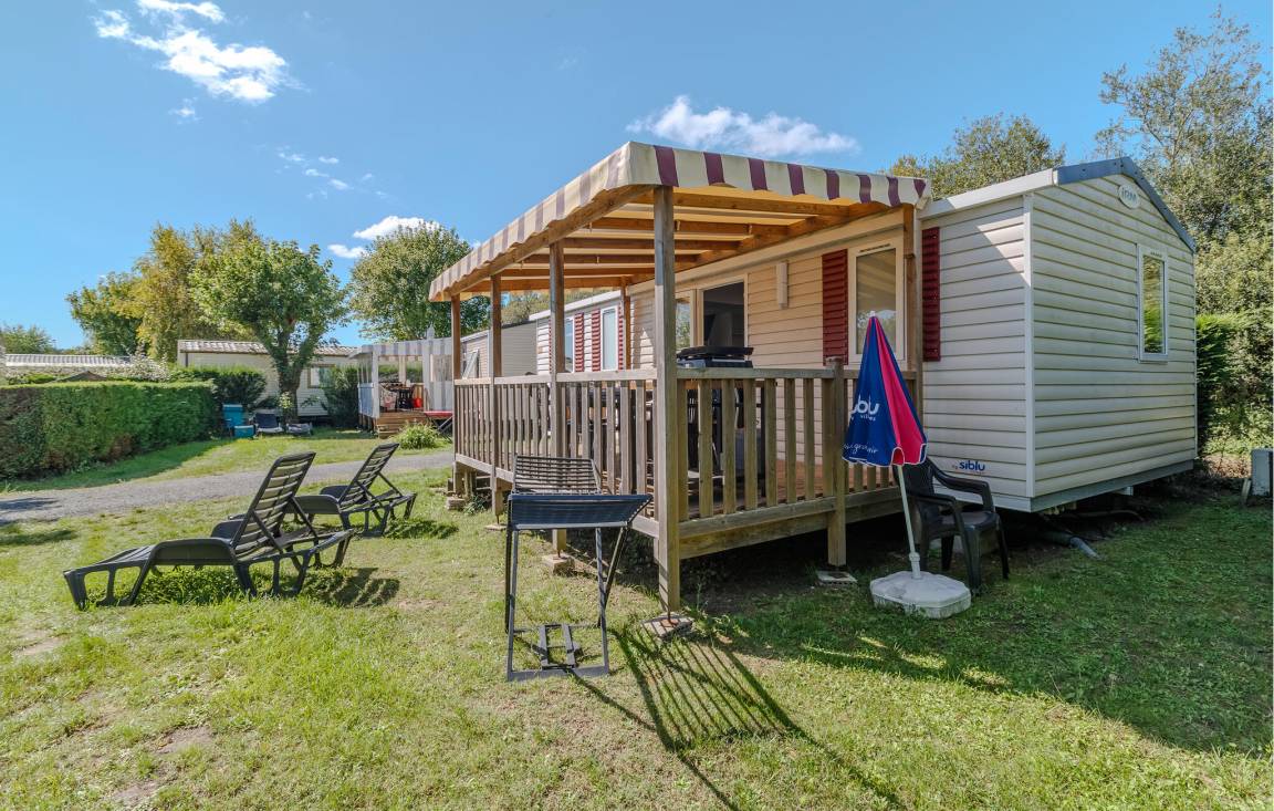 38 M² Camping ∙ 3 Chambres ∙ 8 Personnes - La Tremblade
