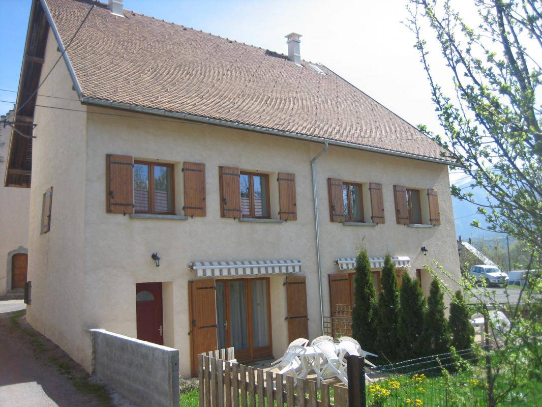 85 M² Gîte ∙ 3 Chambres ∙ 6 Personnes - Hautes-Alpes