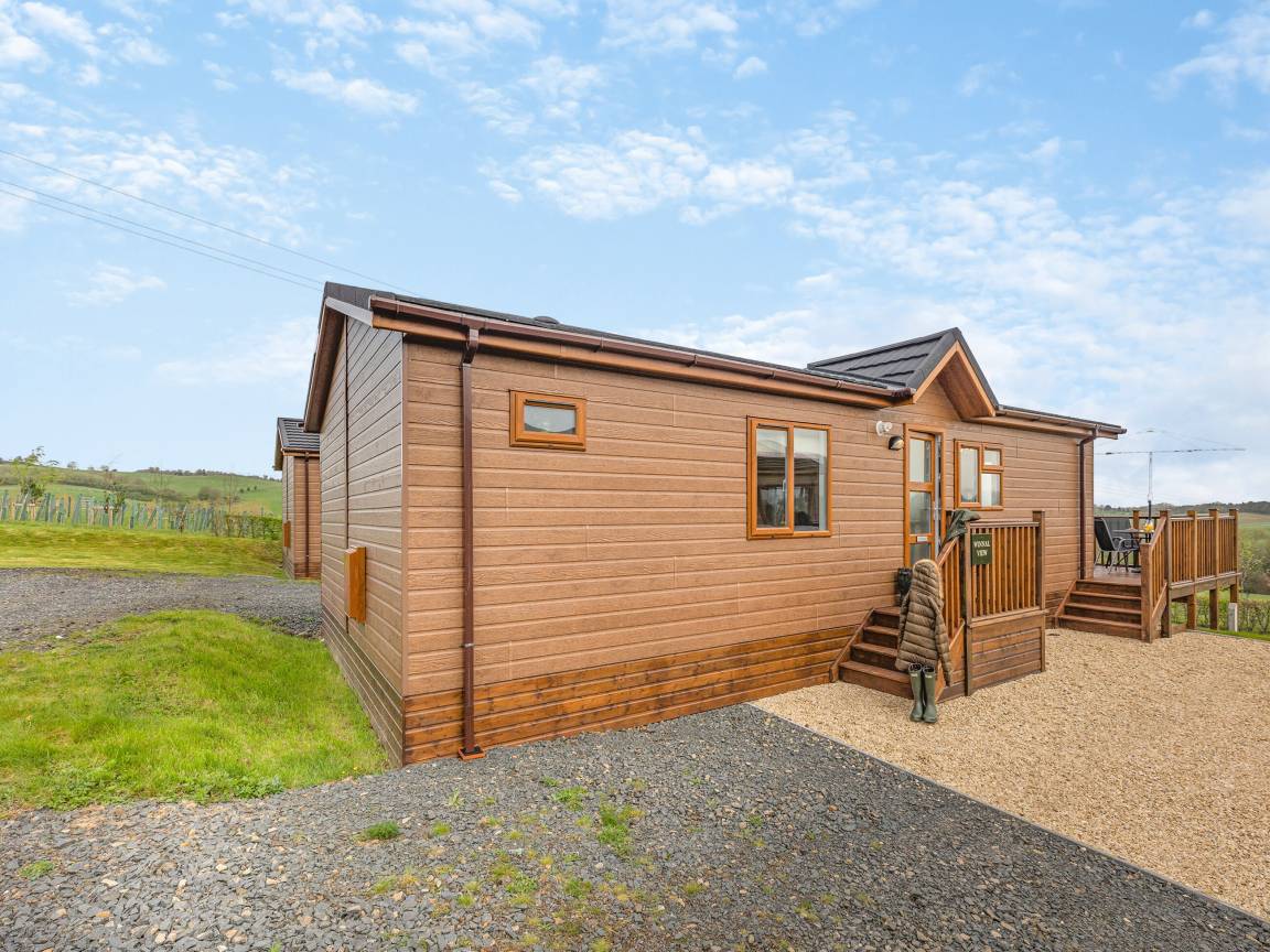 Cottage ∙ 2 Bedrooms ∙ 4 Guests - West Midland Safari Park