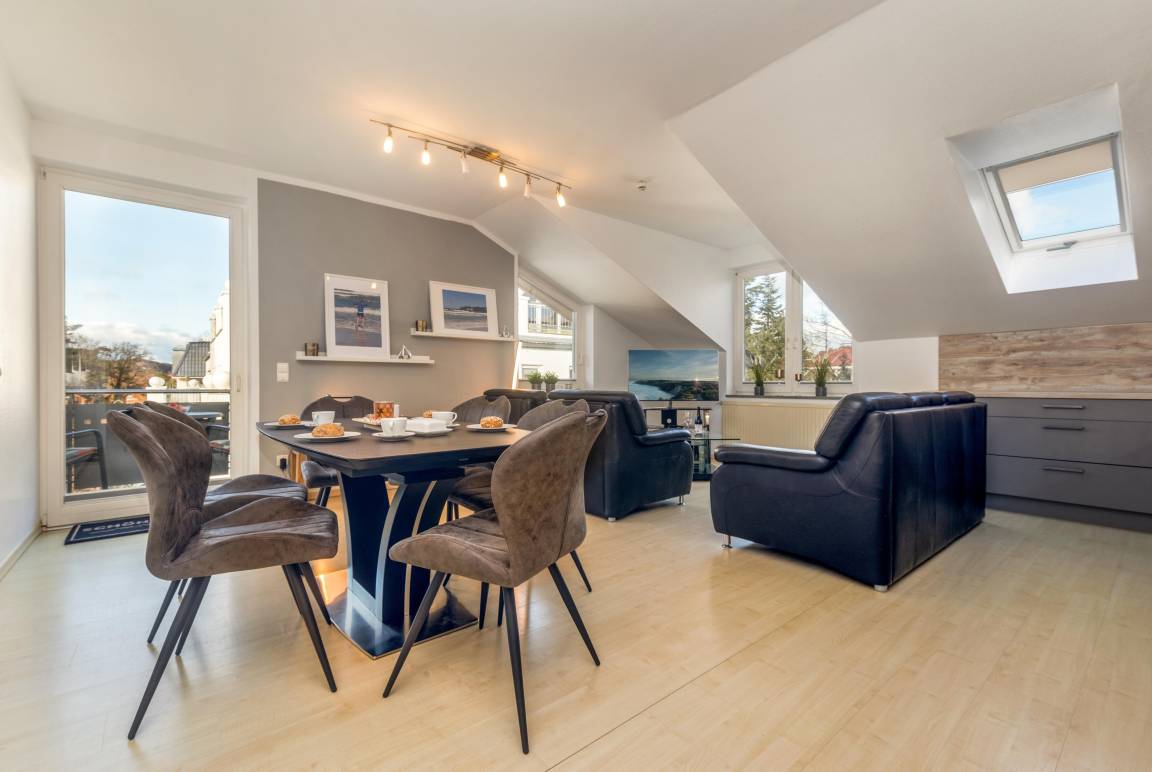 75 M² Ferienwohnung ∙ 2 Schlafzimmer ∙ 4 Gäste - Binz