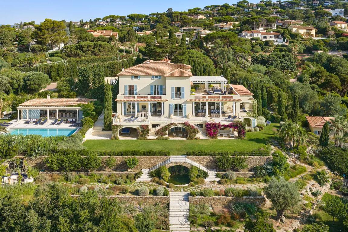 Villa ∙ 9 Bedrooms ∙ 22 Guests - Saint-Tropez