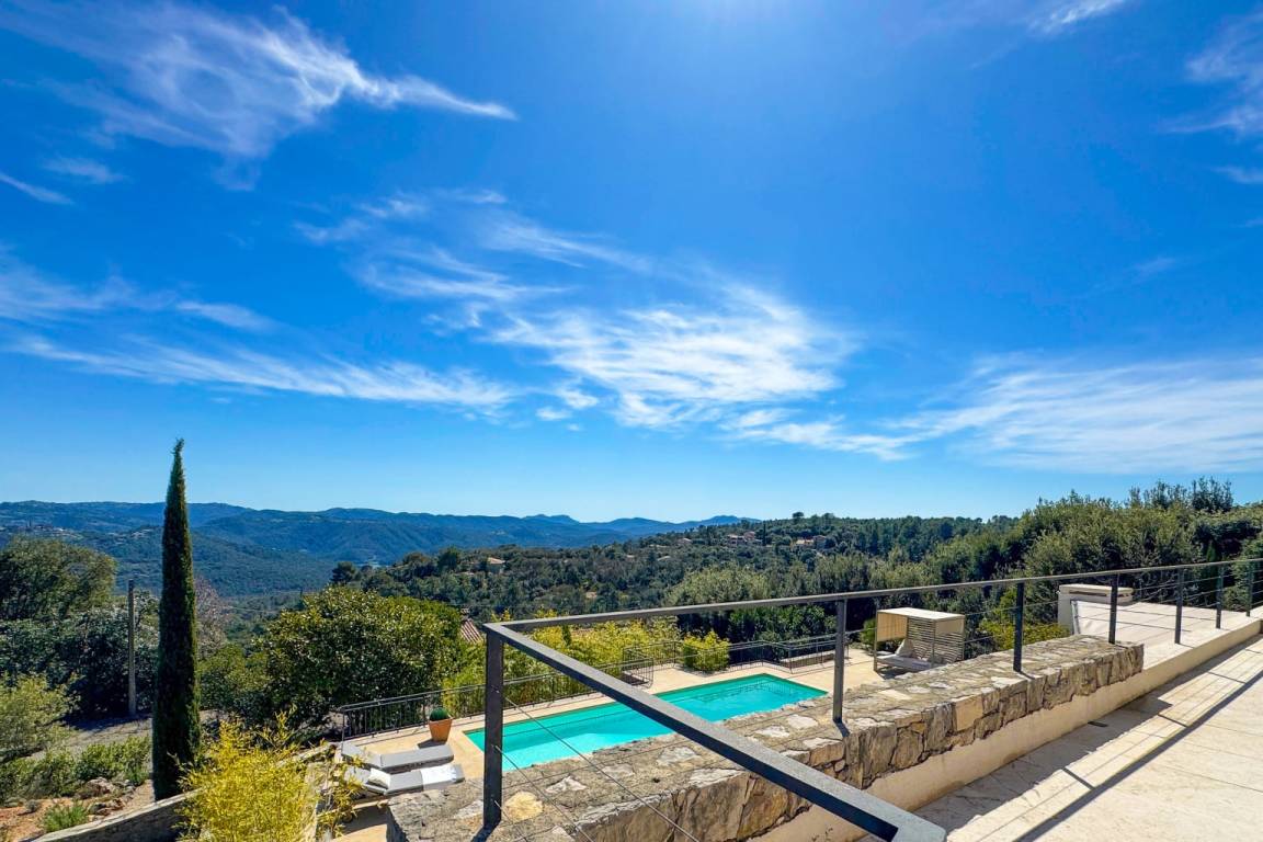 200 M² Villa ∙ 4 Chambres ∙ 8 Personnes - Montauroux