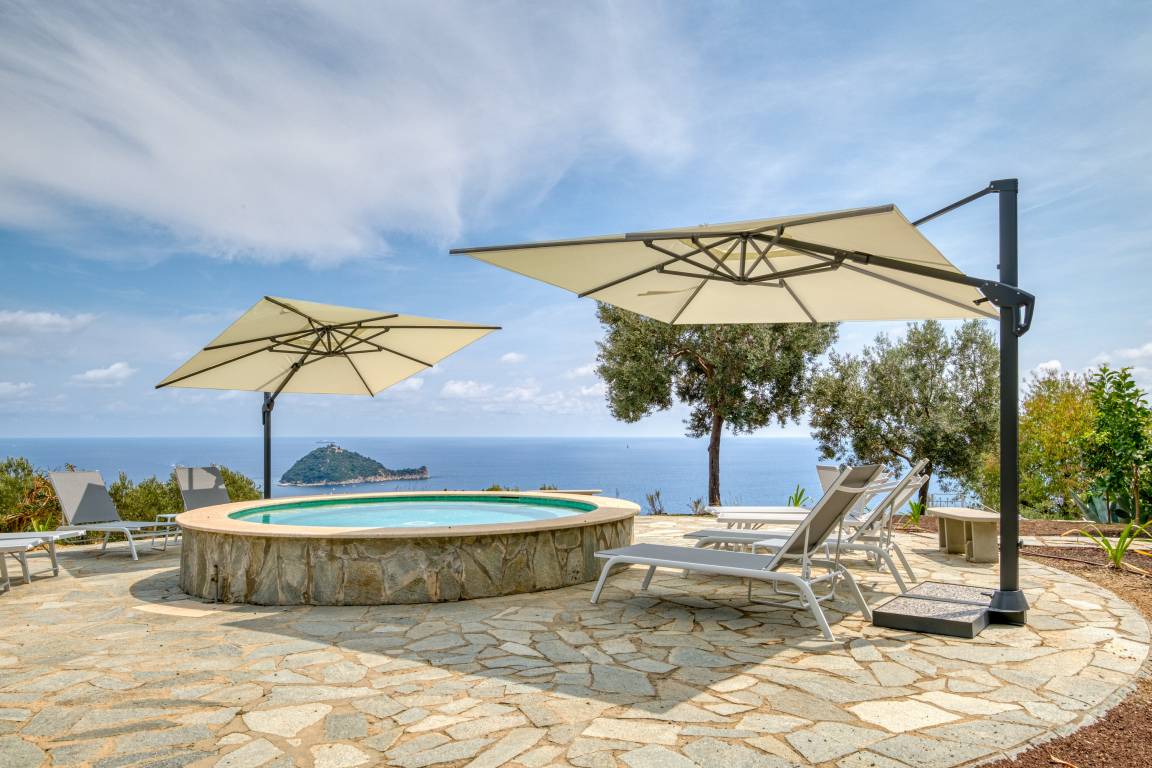 130 M² Villa ∙ 2 Bedrooms ∙ 6 Guests - Alassio