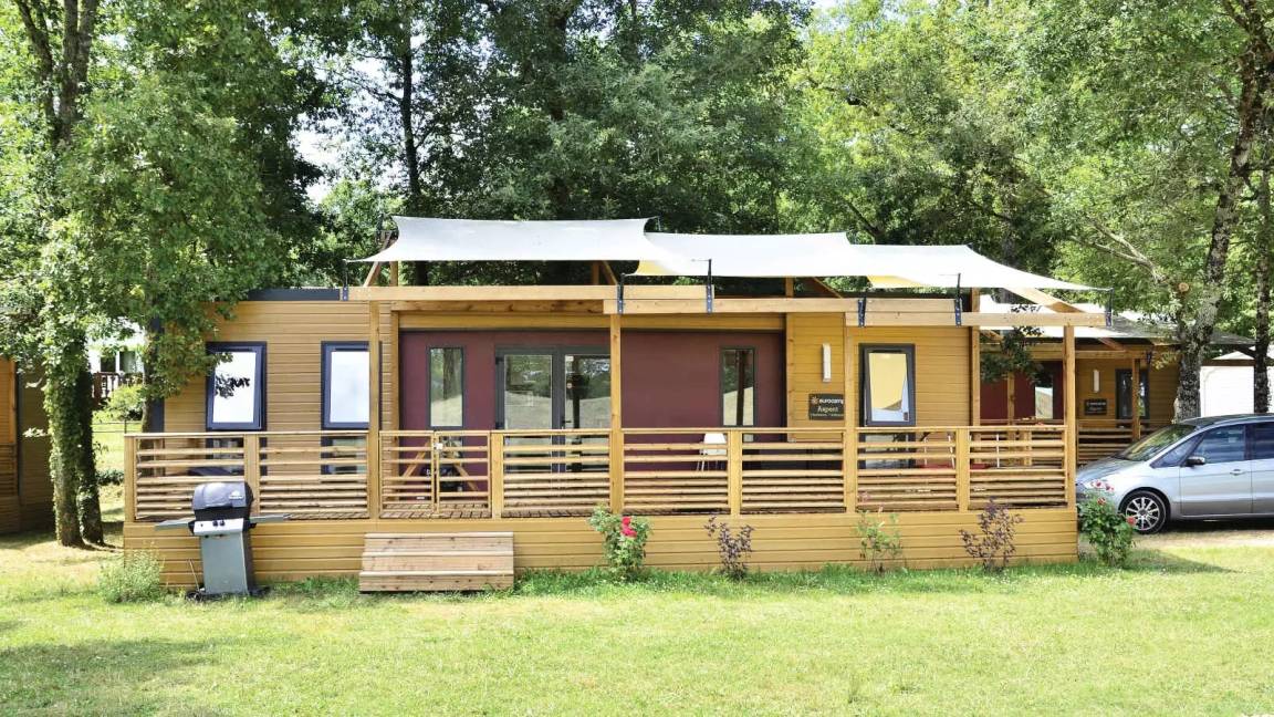 40 M² Caravan ∙ 3 Bedrooms ∙ 6 Guests - Le Bugue