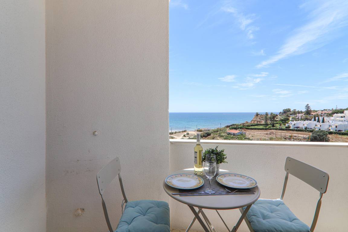 80 M² Apartamento ∙ 2 Habitaciones ∙ 6 Huéspedes - Armação de Pêra
