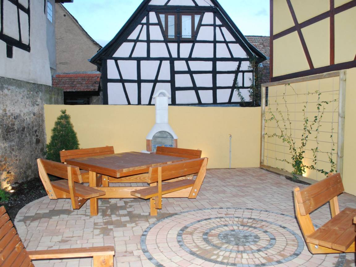 65 M² Ferienhaus ∙ 2 Schlafzimmer ∙ 4 Gäste - Eguisheim