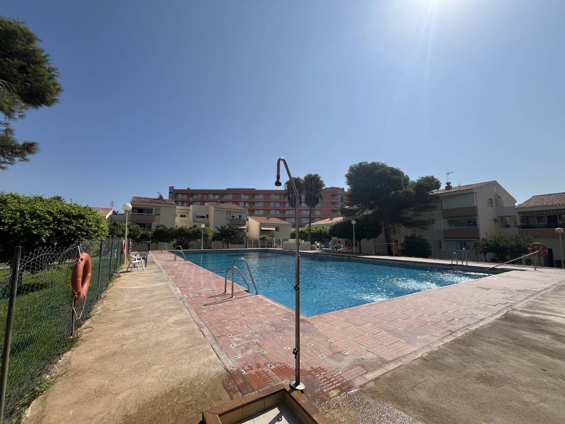 90 M² Apartamento ∙ 2 Habitaciones ∙ 4 Huéspedes - Roquetas de Mar