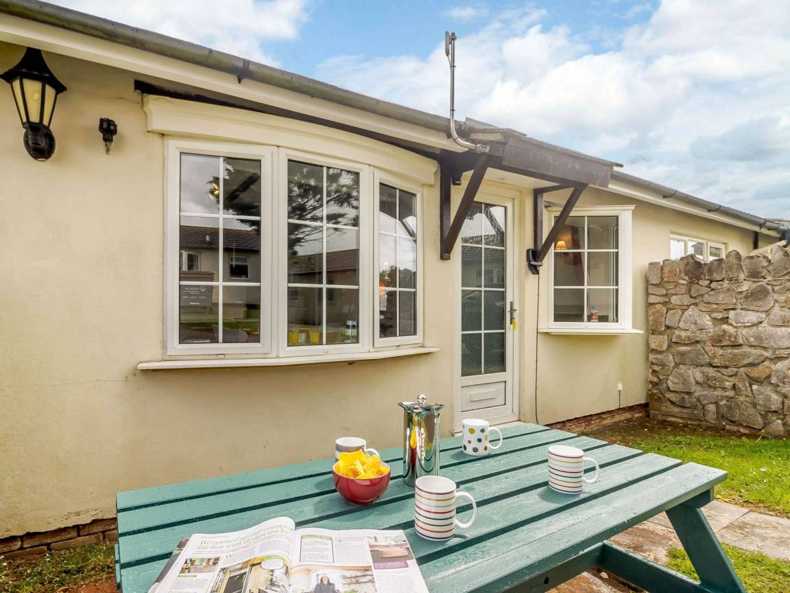 Cottage ∙ 2 Bedrooms ∙ 4 Guests - Kingswear