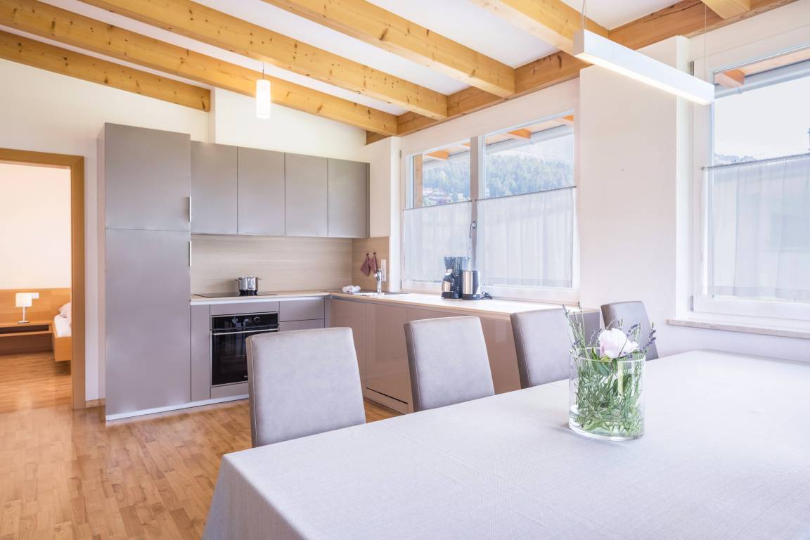 100 M² Apartment ∙ 3 Bedrooms ∙ 7 Guests - Kronplatz