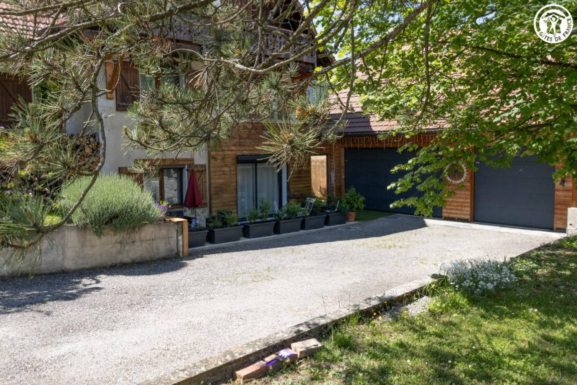 38 M² Gîte ∙ 1 Chambre ∙ 2 Personnes - Challes-les-Eaux