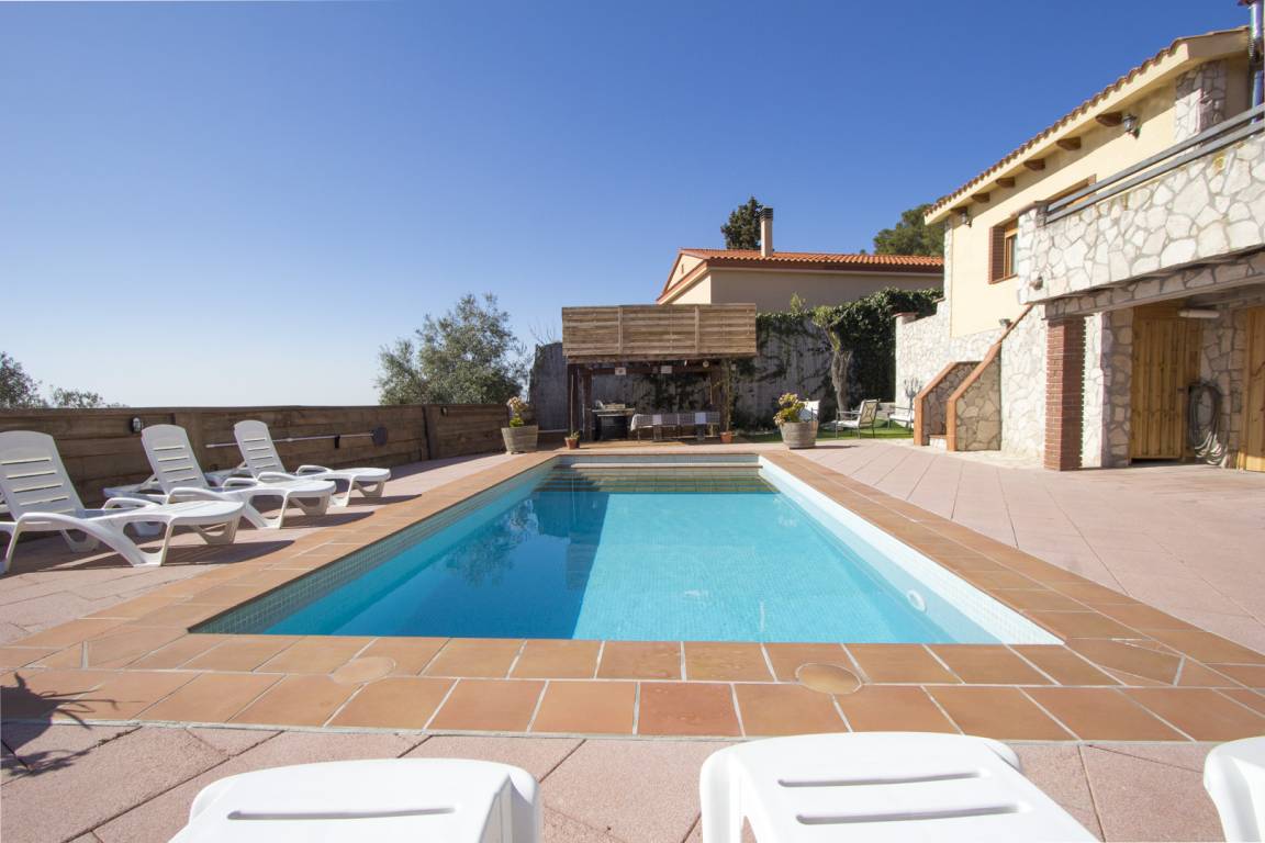 300 M² Villa ∙ 4 Chambres ∙ 8 Personnes - Sant Sadurní d'Anoia