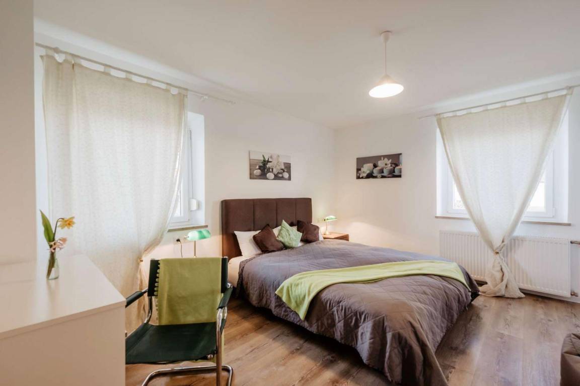 75 M² Ferienwohnung ∙ 3 Schlafzimmer ∙ 6 Gäste - Bad Birnbach