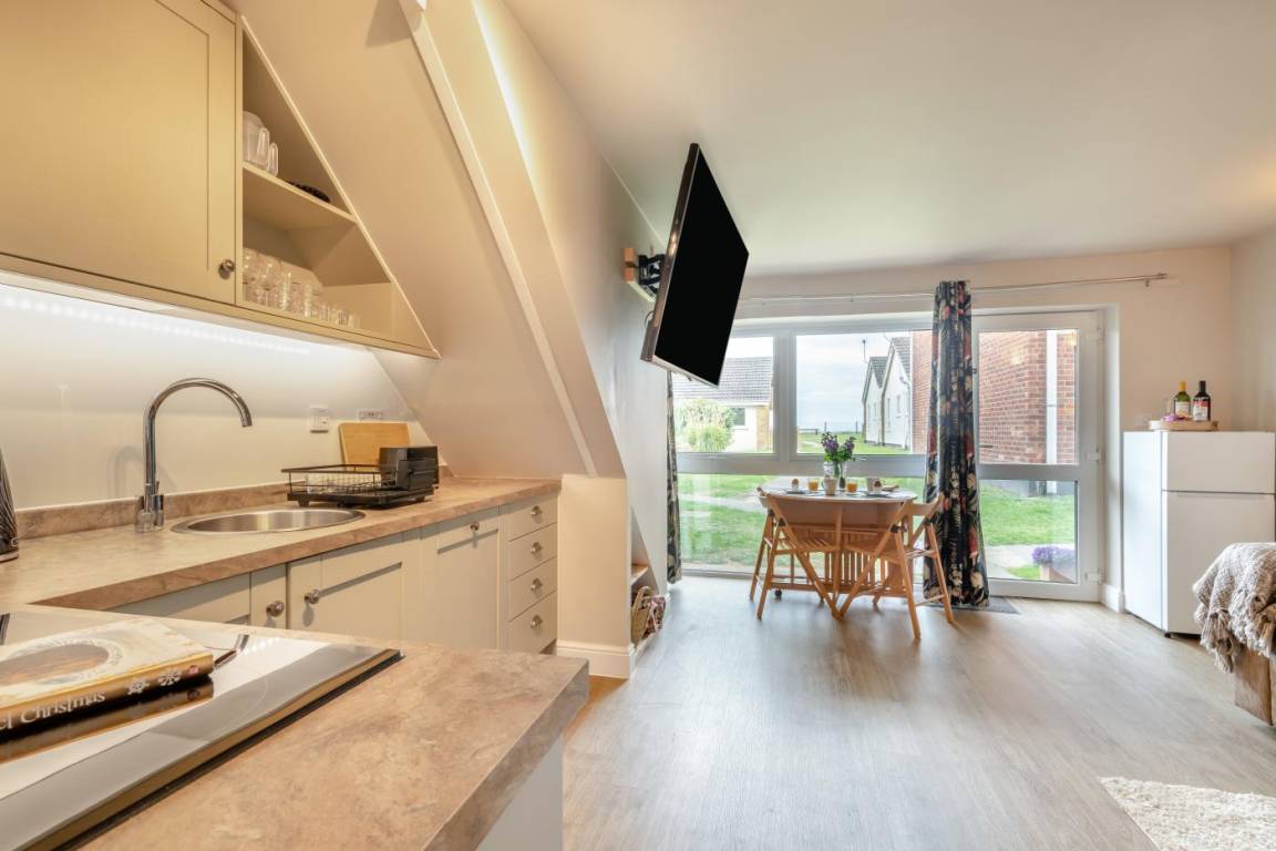 Cottage ∙ 3 Bedrooms ∙ 5 Guests - Lowestoft