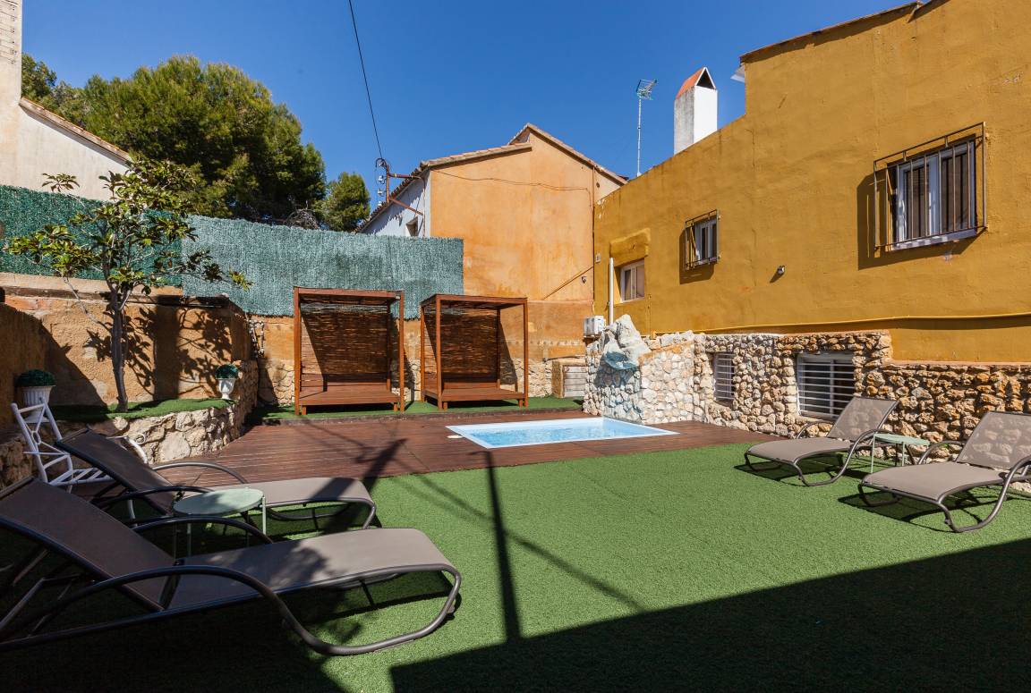 240 M² House ∙ 5 Bedrooms ∙ 10 Guests - Vilanova i la Geltrú