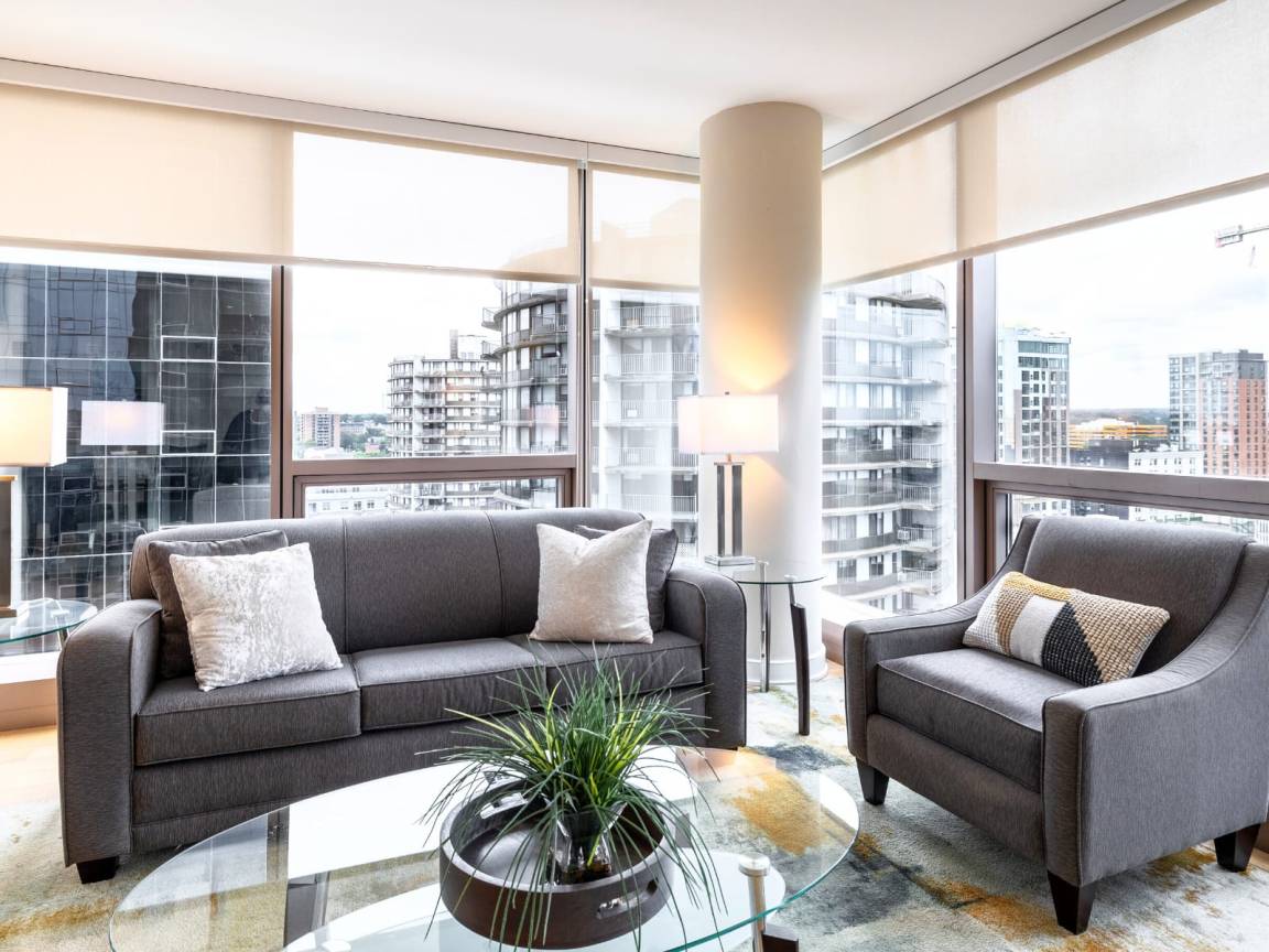 111 M² Apartment ∙ 2 Bedrooms ∙ 5 Guests - Stamford, CT