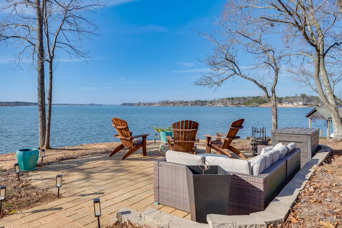 74 M² House ∙ 1 Bedroom ∙ 6 Guests - Lake Greenwood, SC