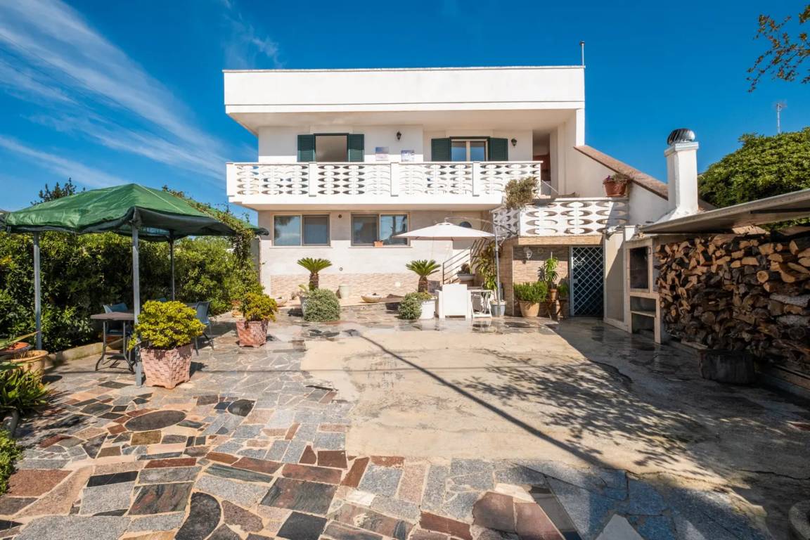 75 M² Ferienwohnung ∙ 1 Schlafzimmer ∙ 6 Gäste - Torre Lapillo