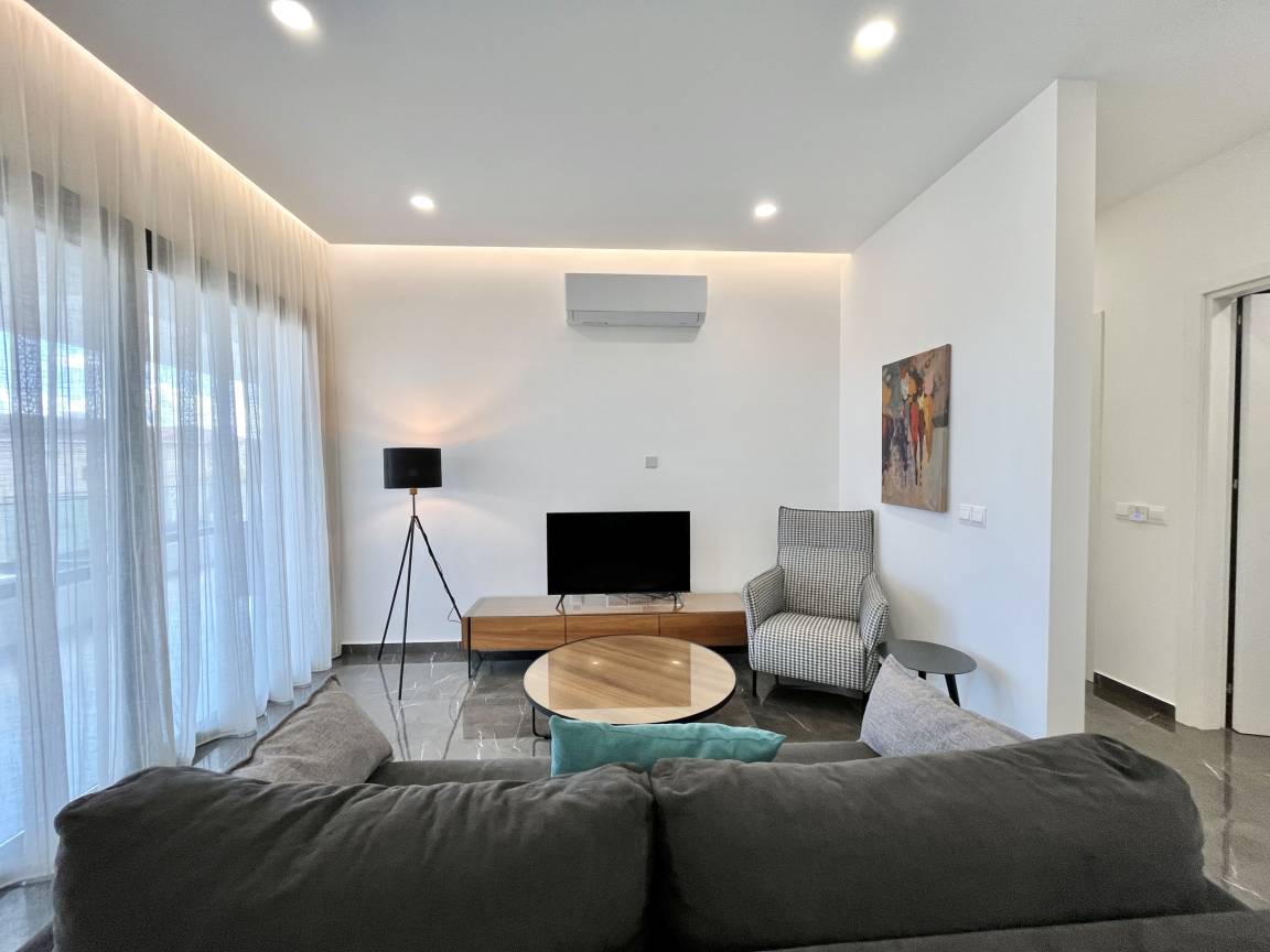80 M² Apartamento ∙ 2 Quartos ∙ 4 Hóspedes - Limassol