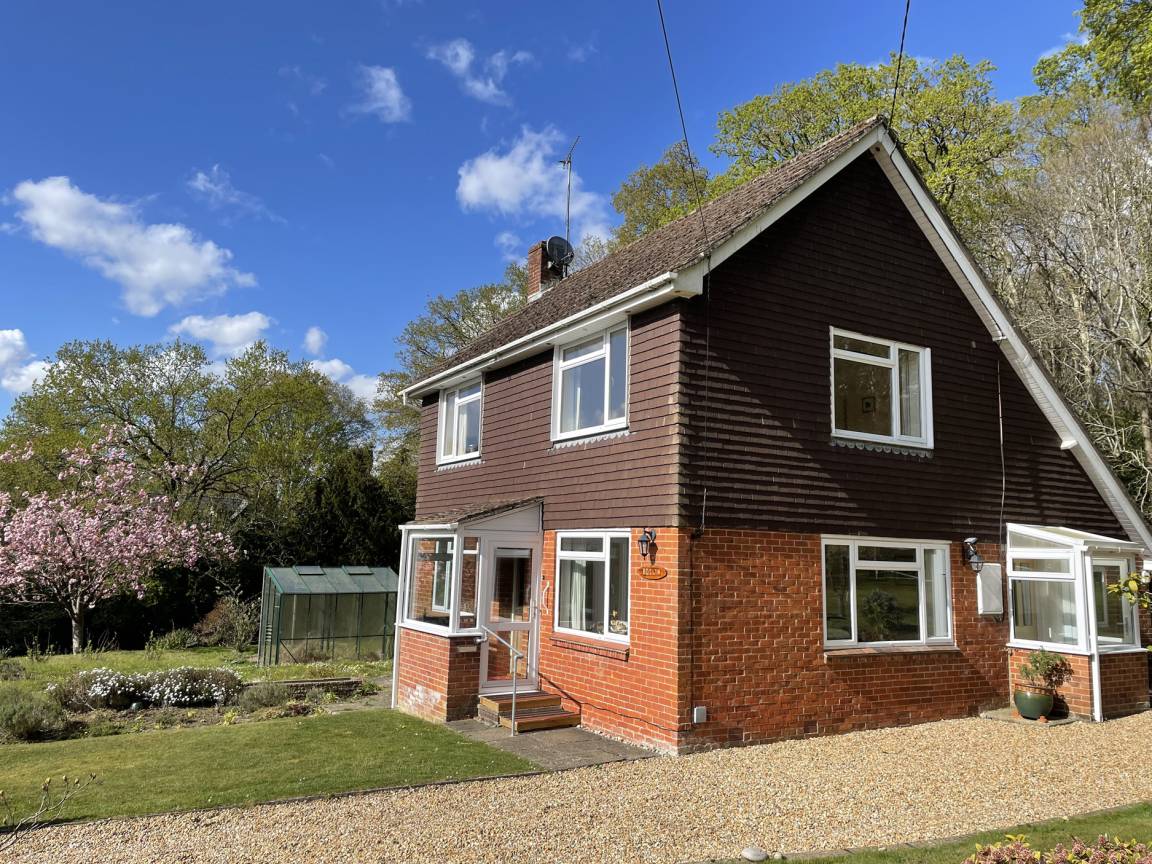 Cottage ∙ 3 Bedrooms ∙ 8 Guests - Southampton