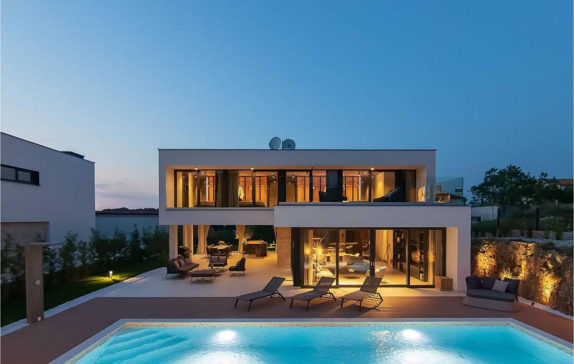 285 M² House ∙ 4 Bedrooms ∙ 10 Guests - Rovinj