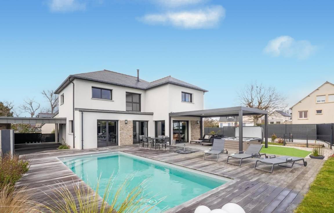 170 M² Casa ∙ 5 Quartos ∙ 10 Hóspedes - Dinard