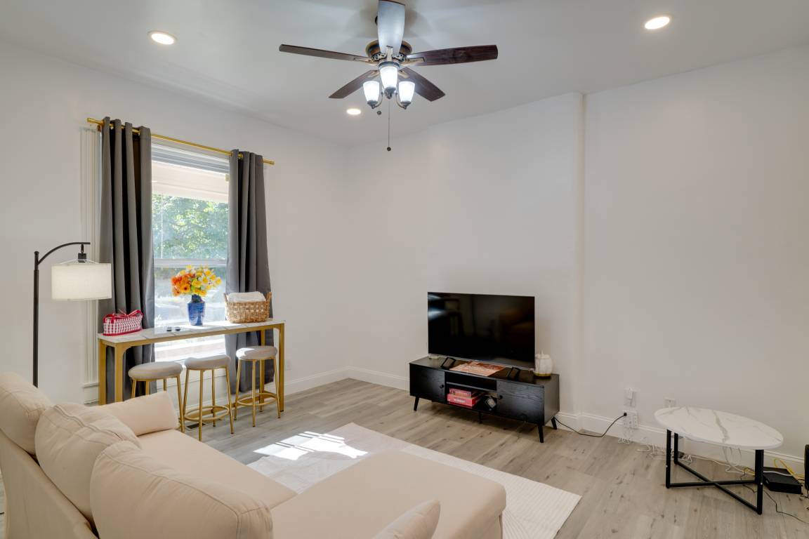 130 M² Casa ∙ 3 Habitaciones ∙ 8 Huéspedes - Louisville, KY