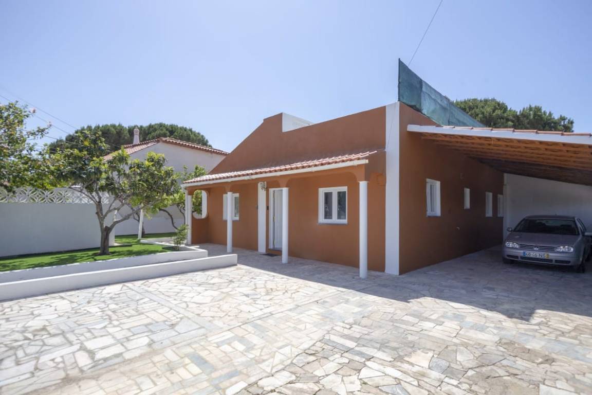 95 M² House ∙ 3 Bedrooms ∙ 5 Guests - Faro District