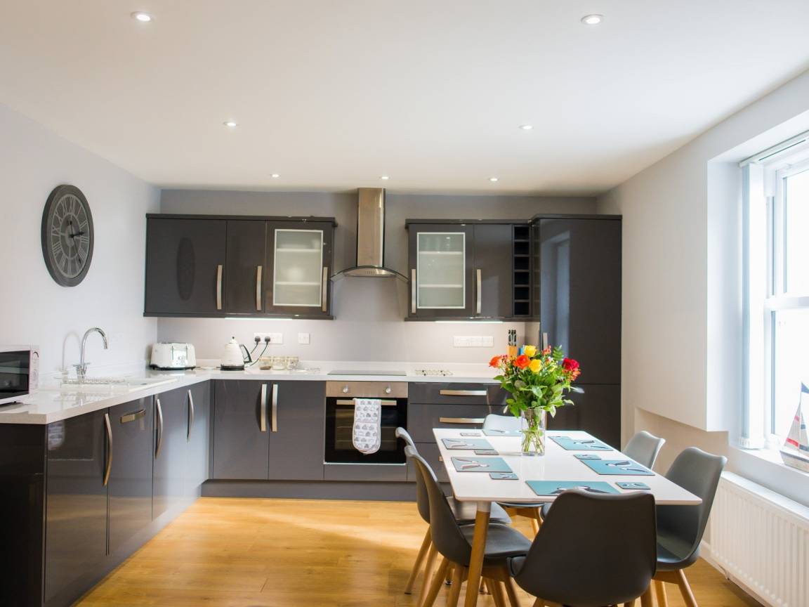 Cottage ∙ 2 Bedrooms ∙ 4 Guests - Tenby