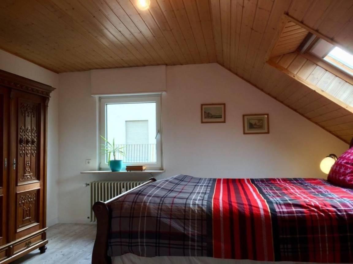 90 M² Ferienwohnung ∙ 2 Schlafzimmer ∙ 4 Gäste - Erfweiler