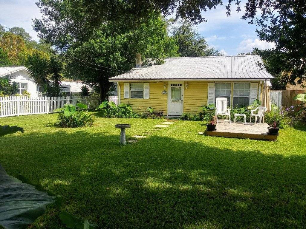 93 M² House ∙ 3 Bedrooms ∙ 7 Guests - Lake Weir, FL