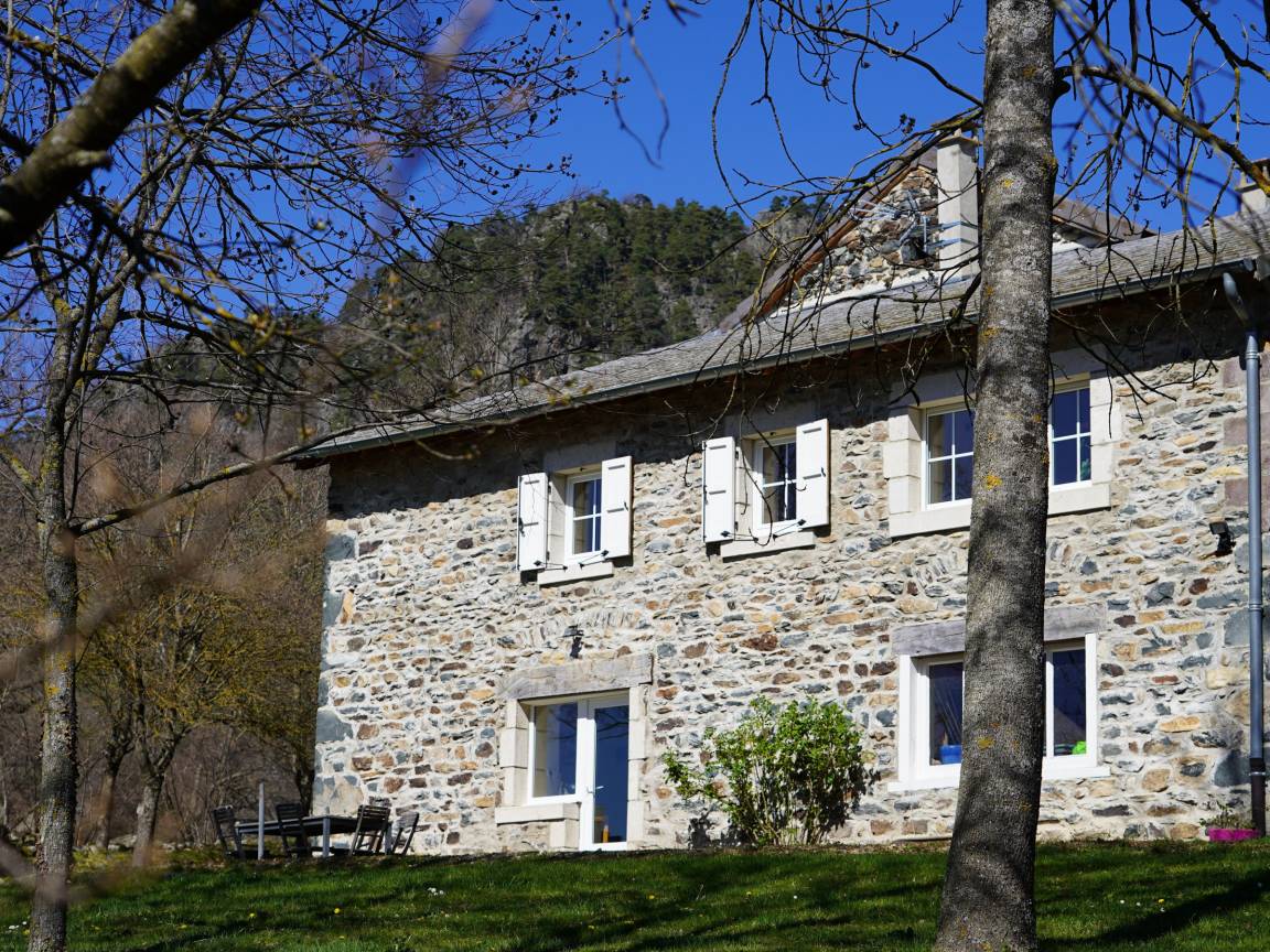 85 M² Cottage ∙ 2 Chambres ∙ 4 Personnes - Haute-Loire