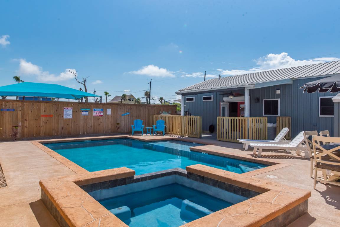 102 M² House ∙ 3 Bedrooms ∙ 9 Guests - Port Aransas, TX