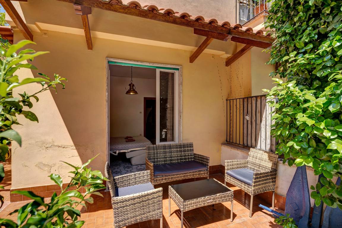 76 M² House ∙ 2 Bedrooms ∙ 5 Guests - Ischia