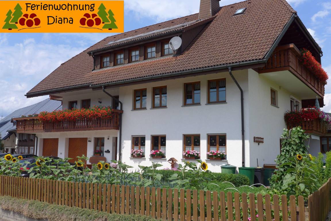 73 M² Appartement ∙ 2 Chambres ∙ 4 Personnes - Häusern