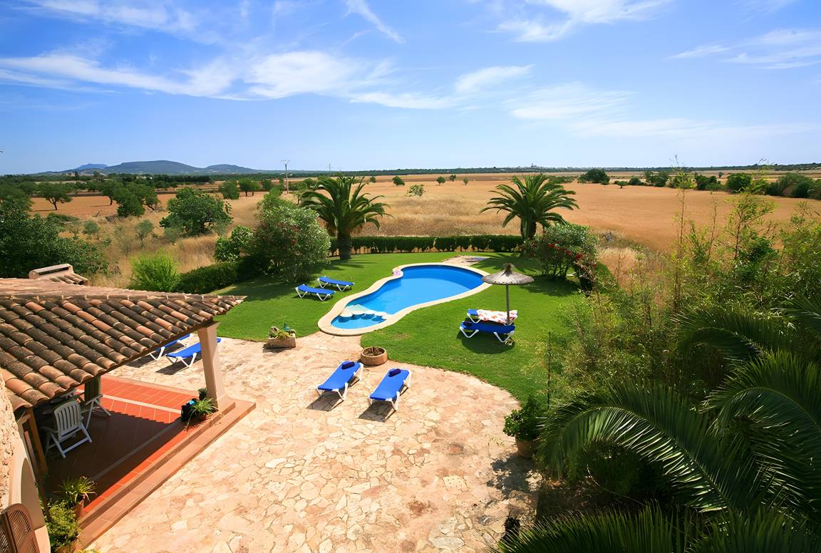 250 M² Ferienhaus ∙ 5 Schlafzimmer ∙ 10 Gäste - Cala Llombards
