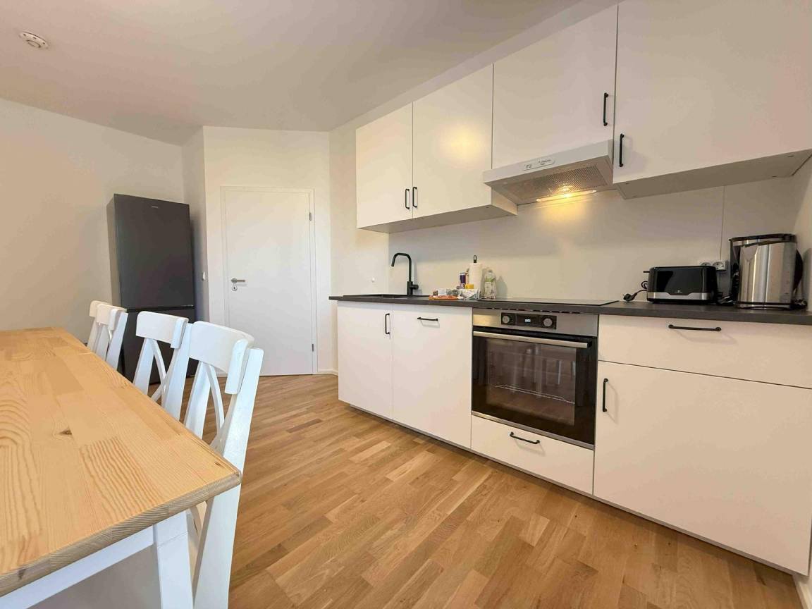 90 M² Ferienwohnung ∙ 3 Schlafzimmer ∙ 7 Gäste - Sulzbach-Rosenberg