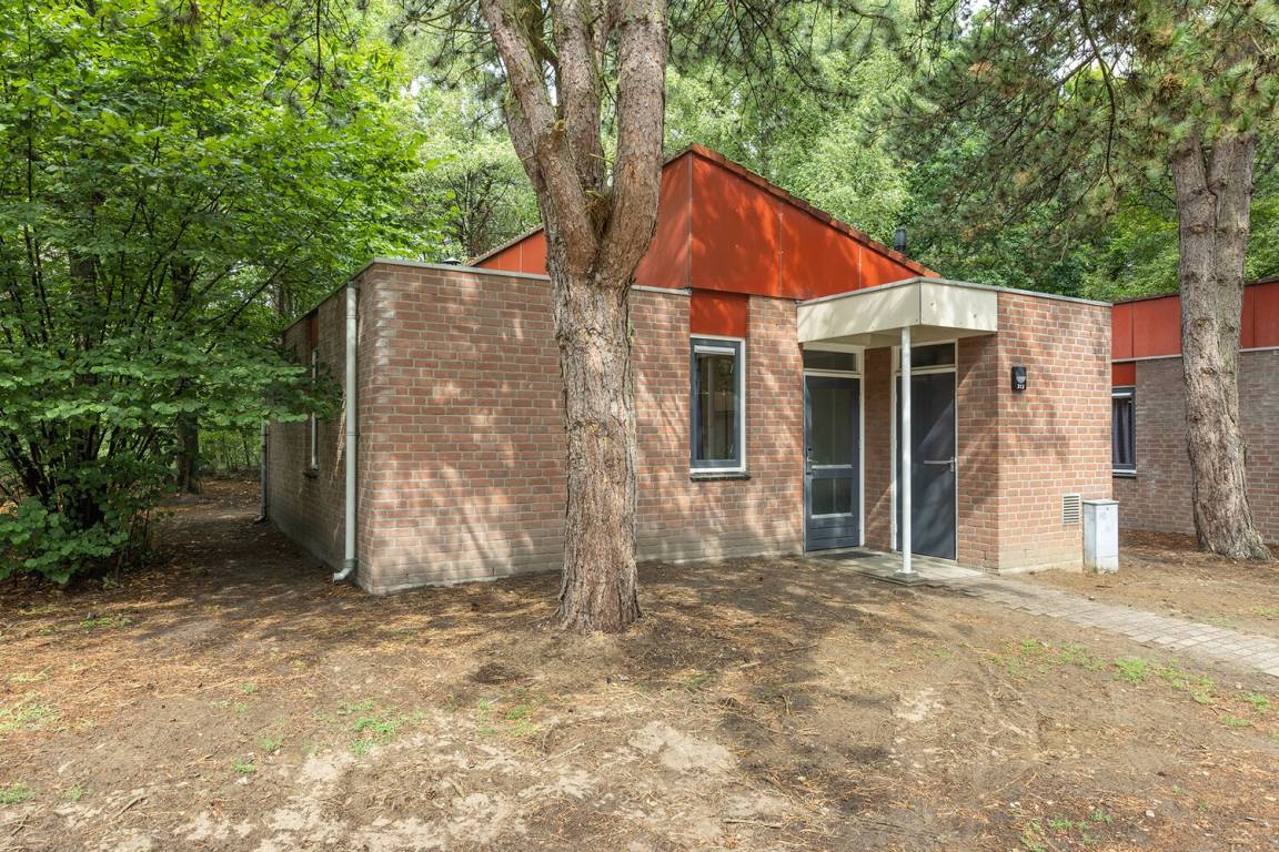 70 M² Bungalow ∙ 3 Bedrooms ∙ 6 Guests - Weert