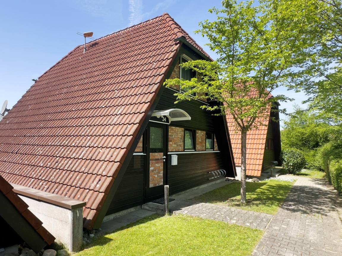 70 M² Ferienhaus ∙ 2 Schlafzimmer ∙ 4 Gäste - Friedrichshafen