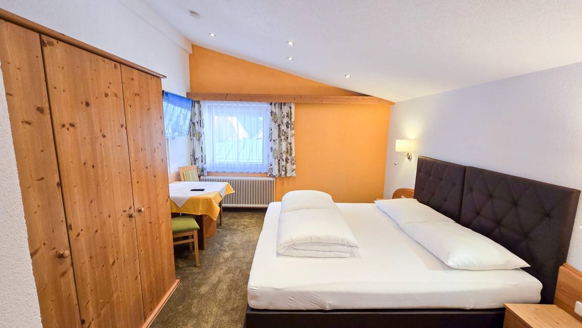 70 M² Apartment ∙ 3 Bedrooms ∙ 5 Guests - Ischgl