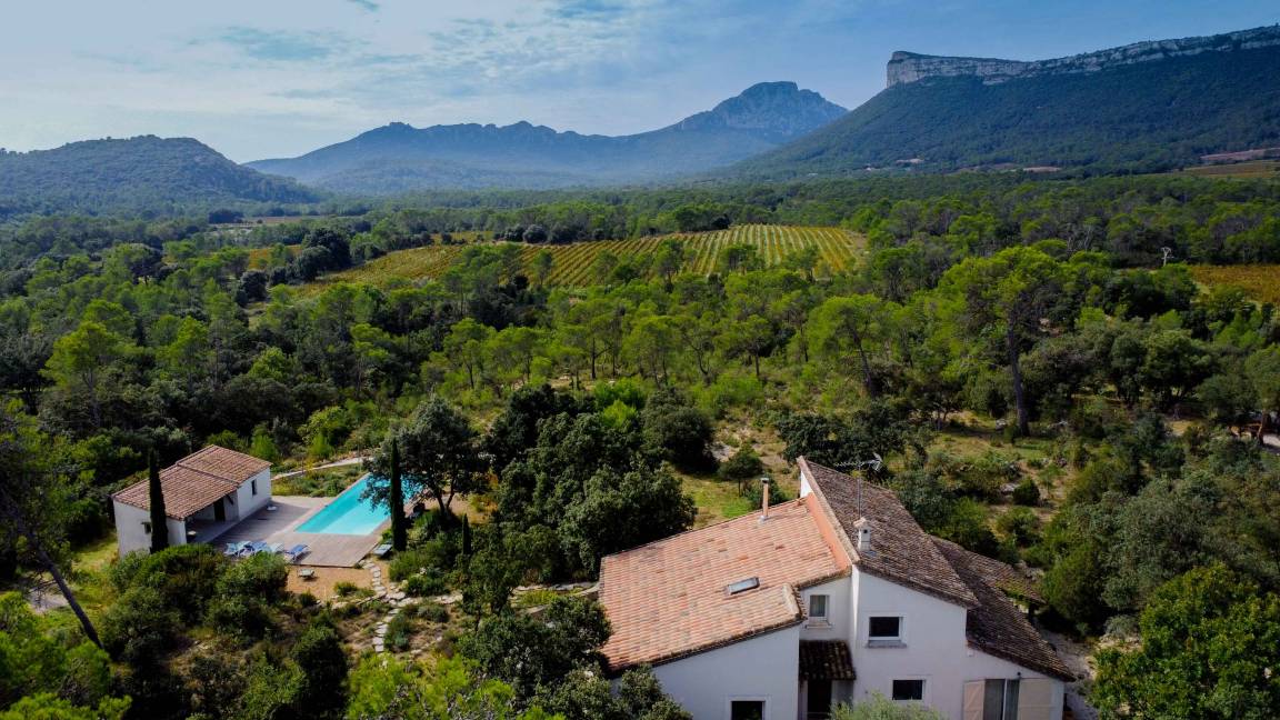 Gîte ∙ 5 Chambres ∙ 15 Personnes - Hérault