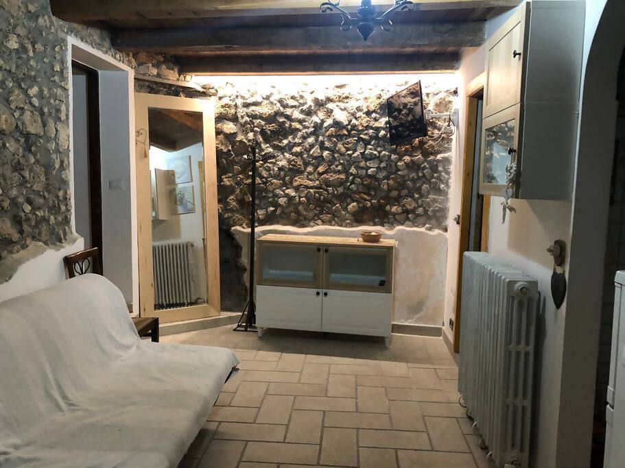 65 M² Apartamento ∙ 2 Habitaciones ∙ 4 Huéspedes - Avezzano