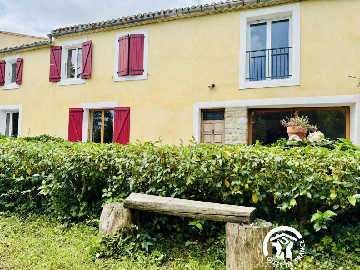 155 M² Gîte ∙ 5 Chambres ∙ 10 Personnes - Bram
