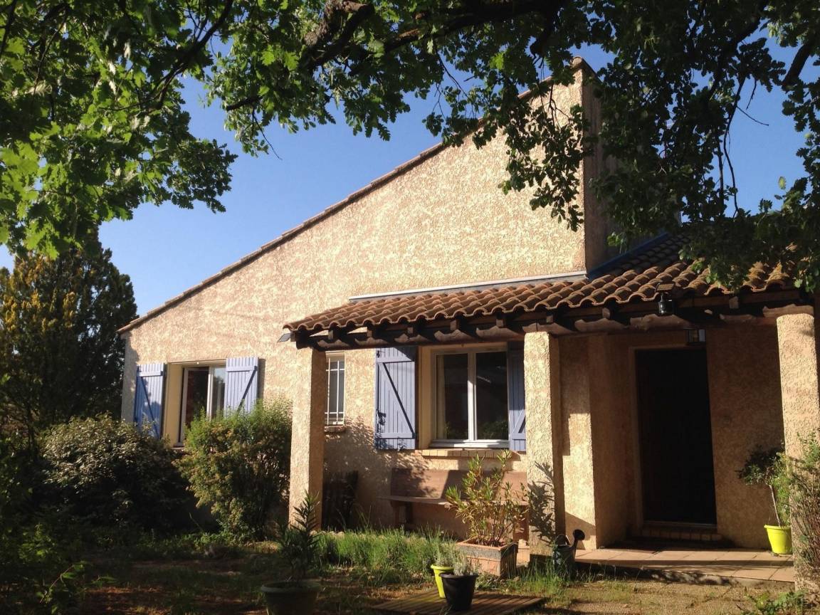 98 M² Huis ∙ 3 Slaapkamers ∙ 5 Gasten - Gréoux-les-Bains