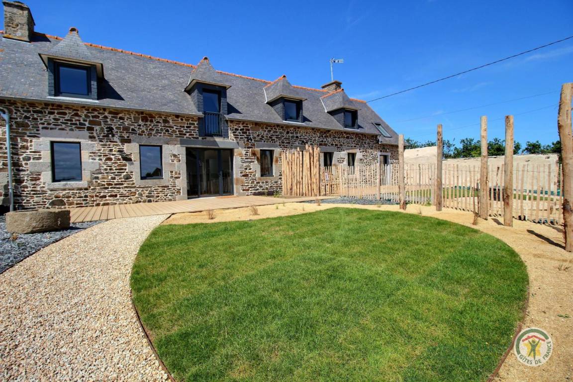 82 M² Gîte ∙ 3 Chambres ∙ 5 Personnes - Plérin