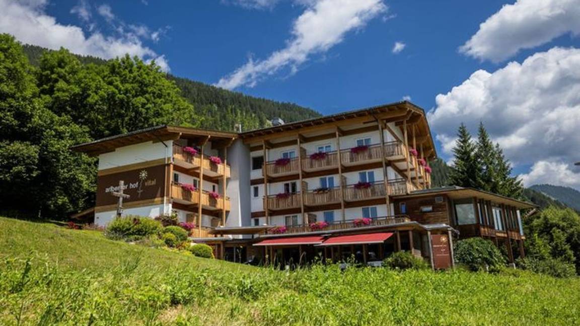 115 M² Apartment ∙ 2 Bedrooms ∙ 5 Guests - Weissensee