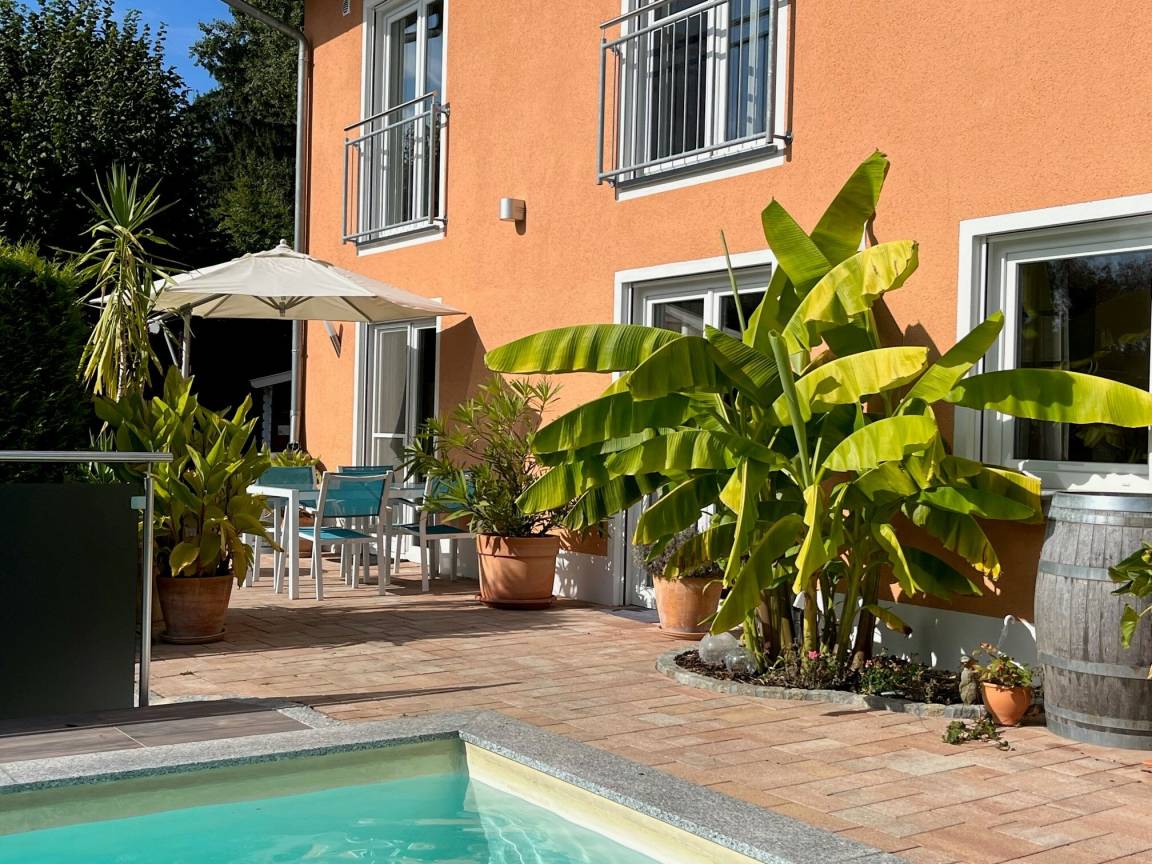 100 M² Ferienwohnung ∙ 1 Schlafzimmer ∙ 3 Gäste - Eging am See