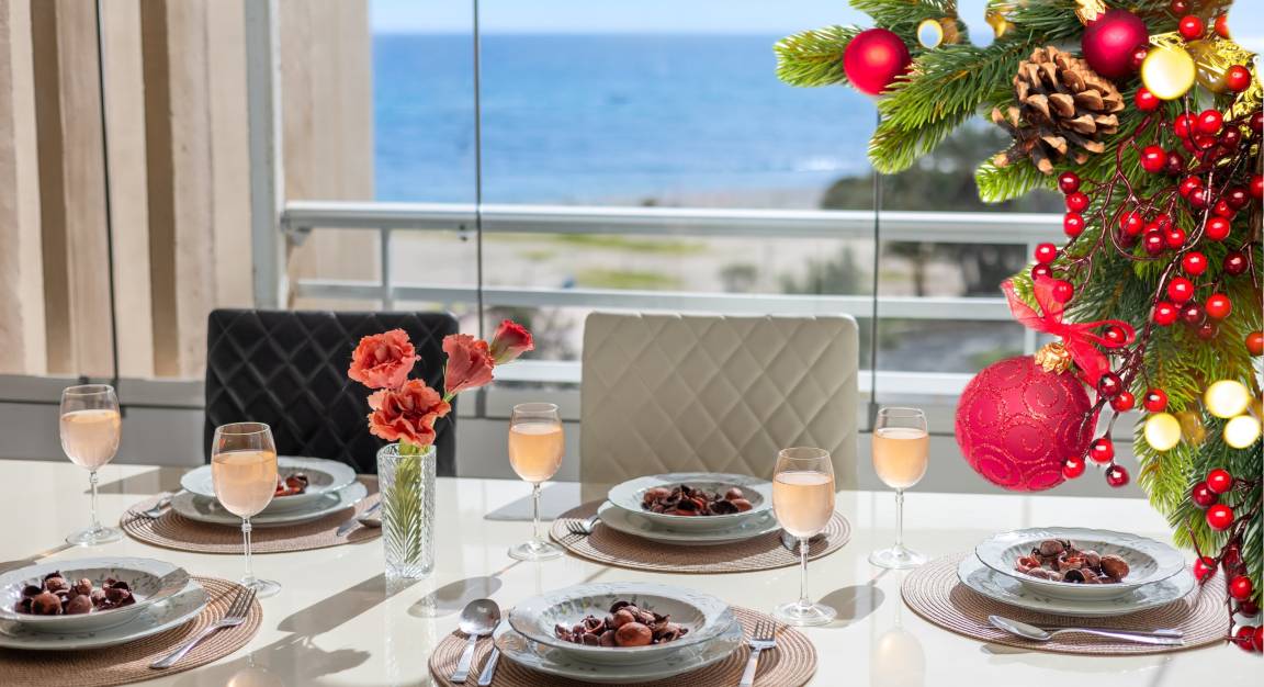 130 M² Huoneisto ∙ 3 Makuuhuonetta ∙ 6 Vierasta - Alicante