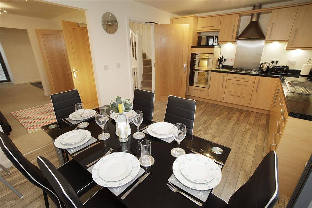 Landhaus ∙ 4 Schlafzimmer ∙ 7 Gäste - Port Talbot