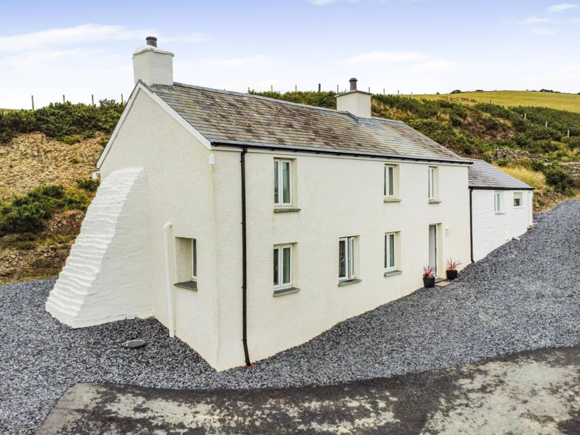 Cottage ∙ 3 Bedrooms ∙ 6 Guests - Tywyn